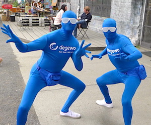 Walkacts in Morphsuits in Berlin, Bremen, Kiel, Kassel
